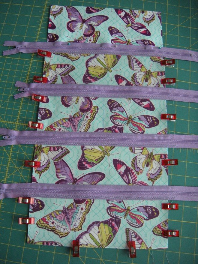 free jewelry roll pattern – handmade by Carole Carr